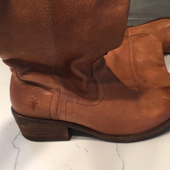 Frye | Shoes | Womens Frye Carson Boots Good Condition | Poshmark